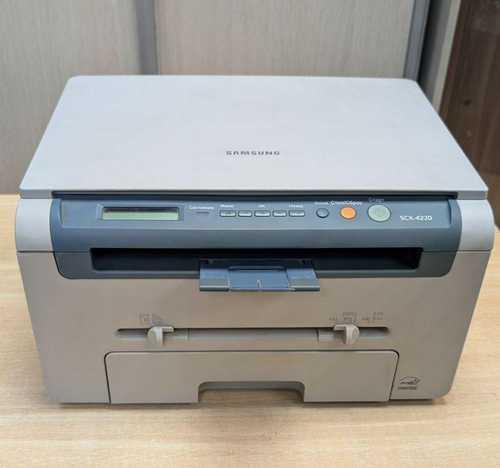 Мфу Samsung SCX-4220 Пробег 9348 страницы