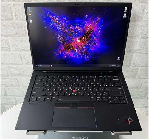 Lenovo ThinkPad X1 Carbon gen9 i7-1185G7/16/1тб/4G