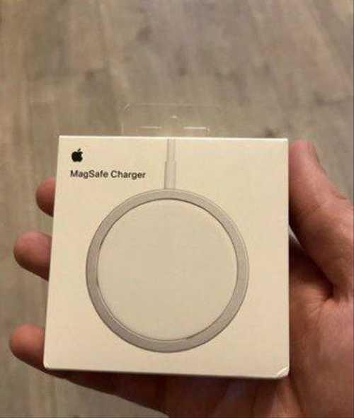 Apple MagSafe charger