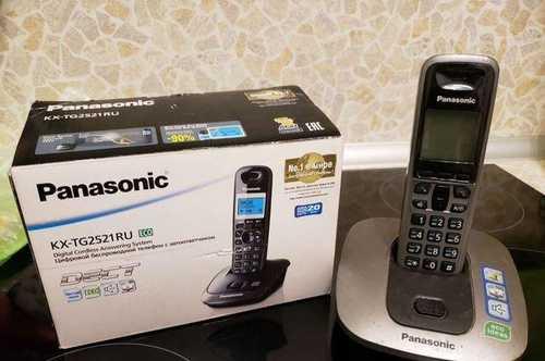 Телефон Panasonic KX-TG2521RU