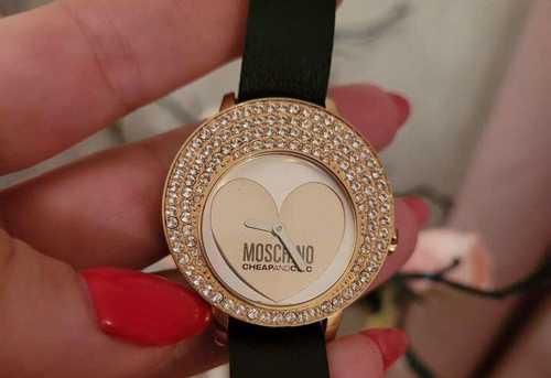 Эффектные часы Moschino Cheap&Chic, черный ремешок
