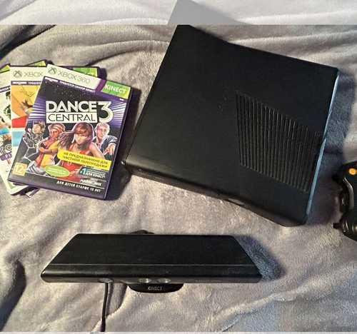 Microsoft Xbox 360 Slim, Model 1439, Kinect