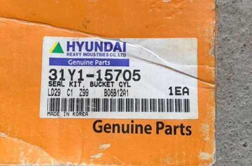 Р/к гидроцилиндра ковша 31Y1-15705 / Hyundai