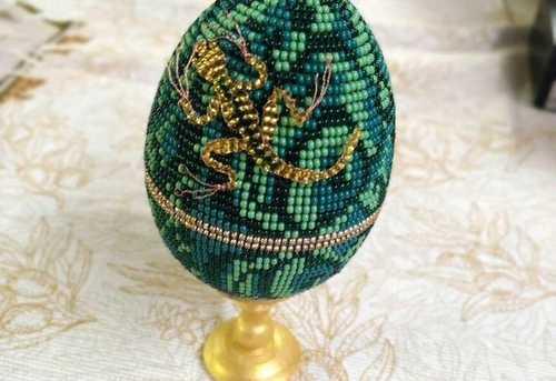 Яйцо биссерное "Малахитовая шкатулка"