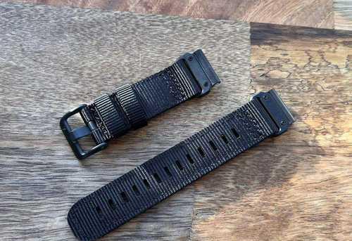Нейлоновый ремешок Garmin Quickfit 20mm: черный