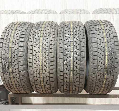 Hankook Nordik IS RW08 235/60 R18 104S