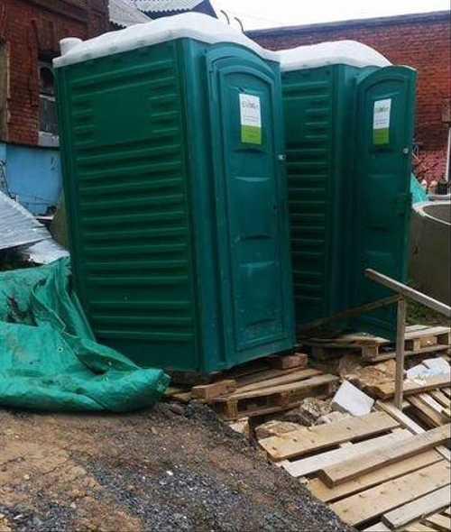 Туалетные кабины бу цена за две кабины