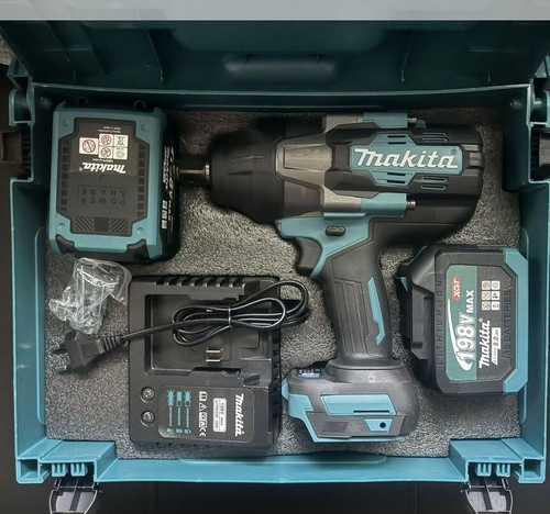 Гайковерт аккумуляторный грузовой Makita 3000 nm