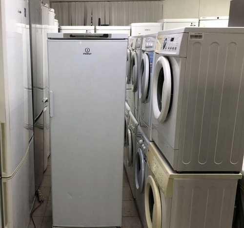 Холодильник Indesit. 167 см. С гарантией