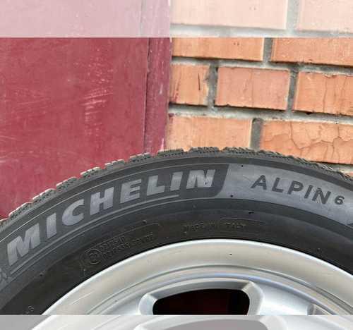 Michelin Alpin 6 225/55 R16