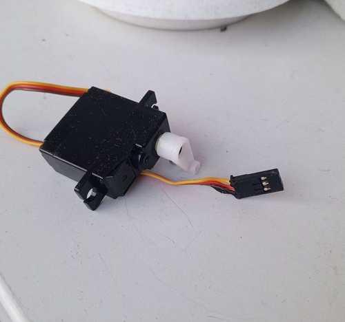 Запчасти WLtoys 124007 №2 сервопривод