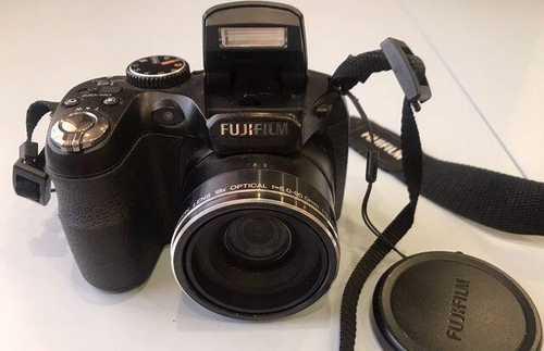 Цифровой фотоаппарат Fujifilm FinePix S2950