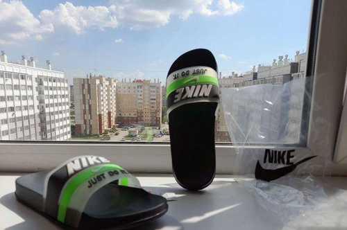 Шлепки сланцы Nike новые