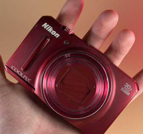 Nikon coolpix s9700