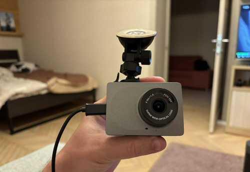 Xiaomi YI SMART Dash Camera - Видеорегистратор