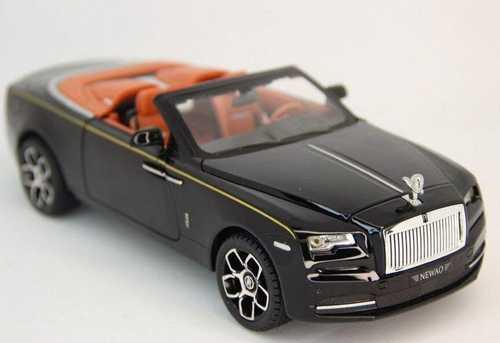 Металлическая игрушечная машина Rolls-Royce Ghost