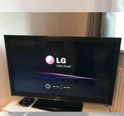 LG.32"(82 см).Full HD.доставка