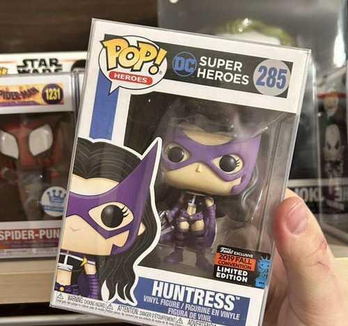 Funko pop Huntress