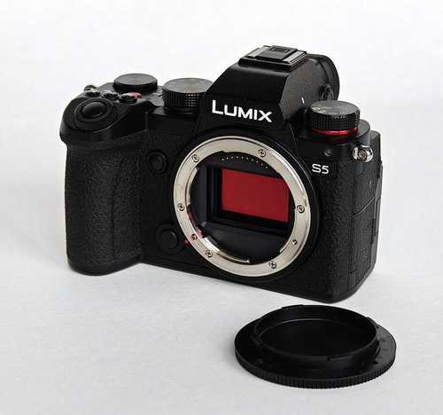 Panasonic Lumix DC-S5 Body