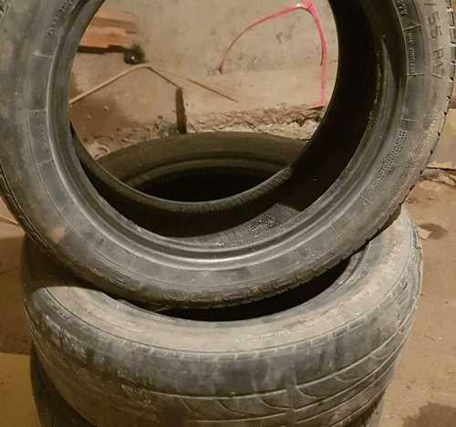GT Radial Champiro 128 225/55 R17