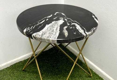 Кофейный столик из камня