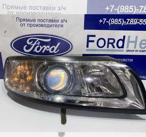 Фара правая Volvo S40 2007-2012 xenon