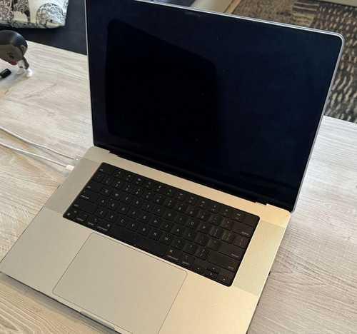 MacBook Pro 16 M1 Pro 16GB 1TB HDD