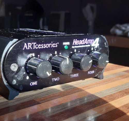 Усилитель для наушников ART HeadAmp4