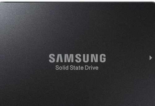 Samsung SSD 240Gb SM893 MZ7L3240hchq-00A07