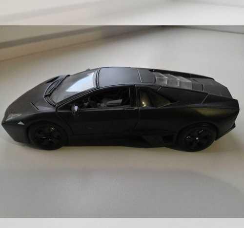 Модель автомобиля Lamborghini Reventn (1:24)