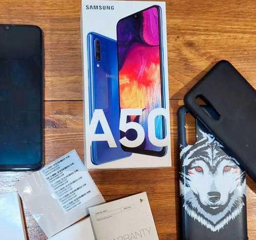 Samsung Galaxy A50, 4/64 ГБ