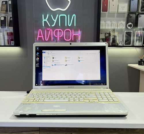 Ноутбук Sony vaio i3-2350M