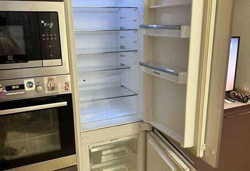Холодильник бу Hansa
