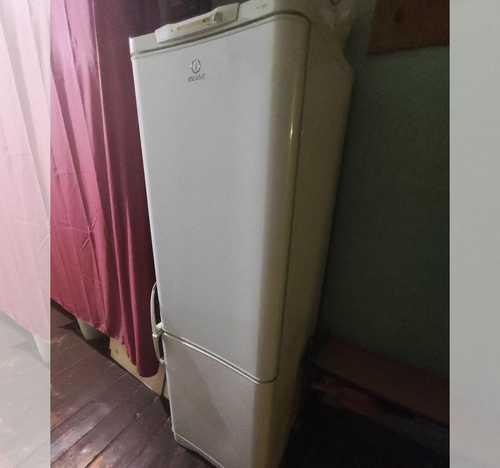 Холодильник indesit no frost