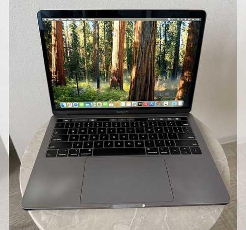 MacBook Pro 13 2019 i7/16/512