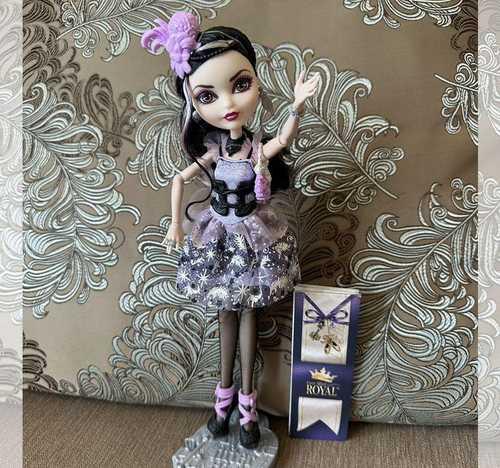 Кукла "Ever After High" Дачес Свон