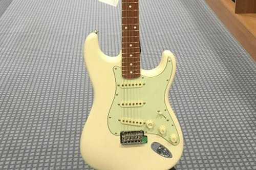 Электрогитара Fender Vintera 60s Stratocaster