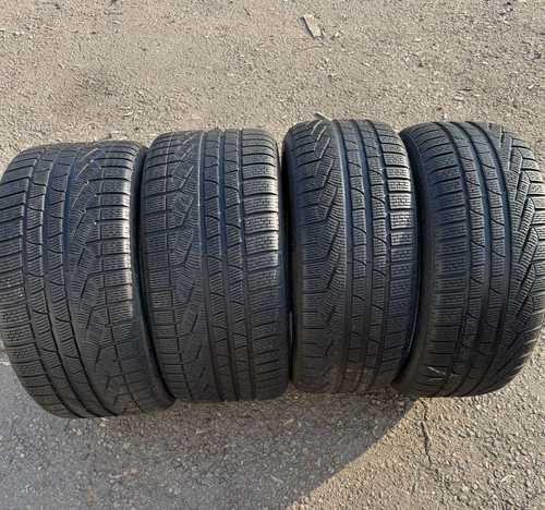 Pirelli Winter Sottozero 240 Serie II 255/40 R20 и 285/35 R20