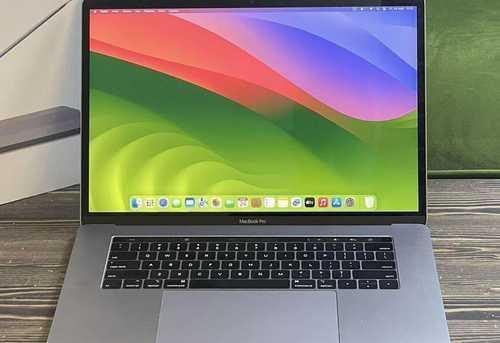 MacBook Pro 15 intel i7 2,6 16GB 512GB RP560X 4GB