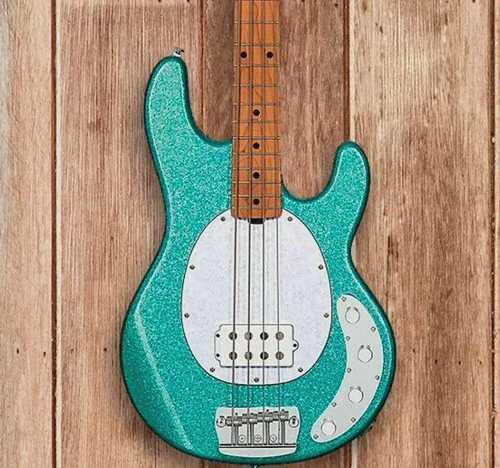 Бас-гитара Sterling by Music Man StingRay Ray34 Sparkle Seafoam Sparkle