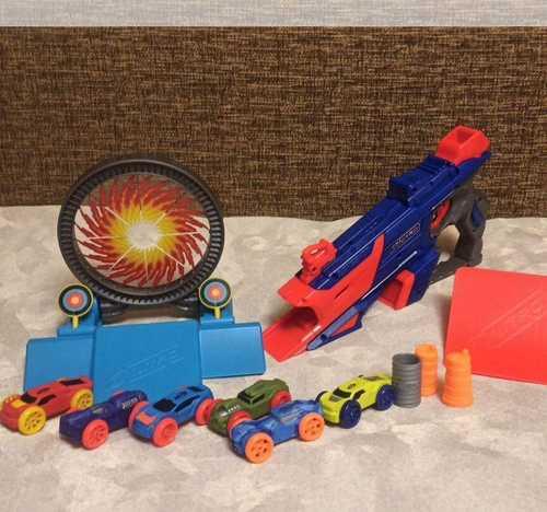 Nerf Nitro" Бластер,мишень,машинки