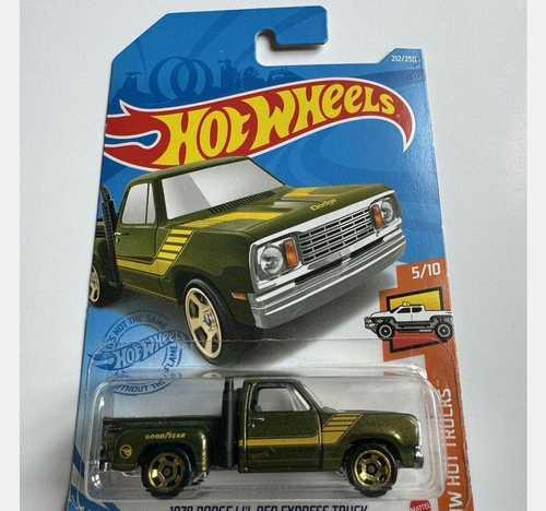 Hot wheels Dodge LI'L Red Express truck TH / Hot T