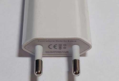 Сетевая зарядка с USB разьемом, белая