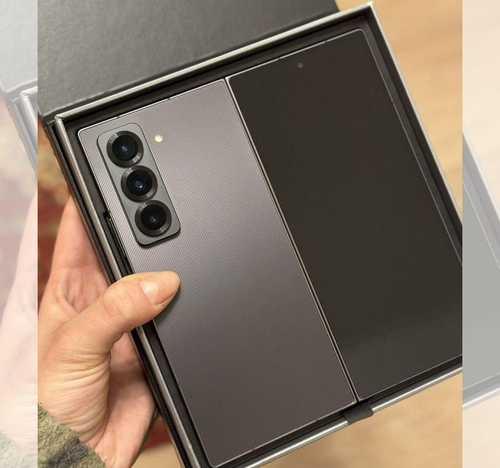 Samsung Galaxy Z Fold SE, 16/512 ГБ