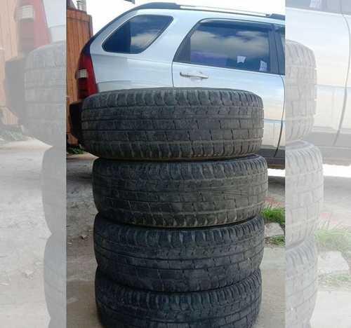 Amtel Cruise 4x4 215/65 R16 98