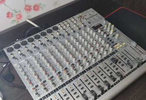 Микшерный пульт behringer ub2222fx-pro