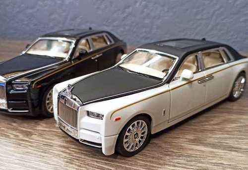 Инерционная машинка Rolls-Royce Phantom 1к24