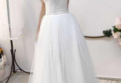 Свадебное платье новое 40