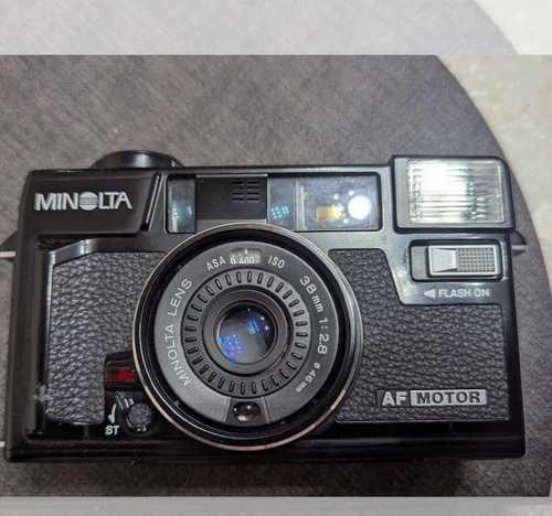 Пленочный фотоаппарат Minolta hi-matic af2 md