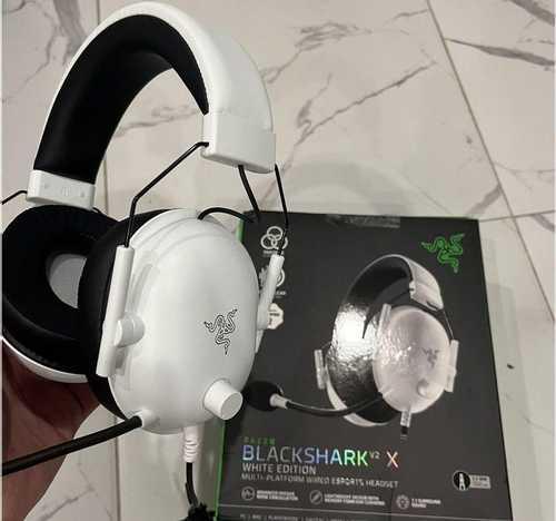 Игровые наушники Razer blackshark v2 x